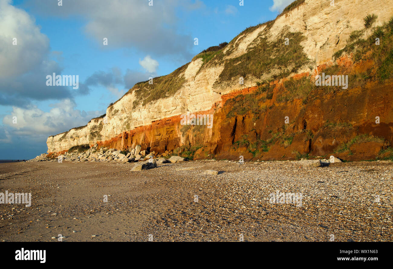 Red and white cliffs at Hunstanton, Norfolk, England Stock Photo - Alamy