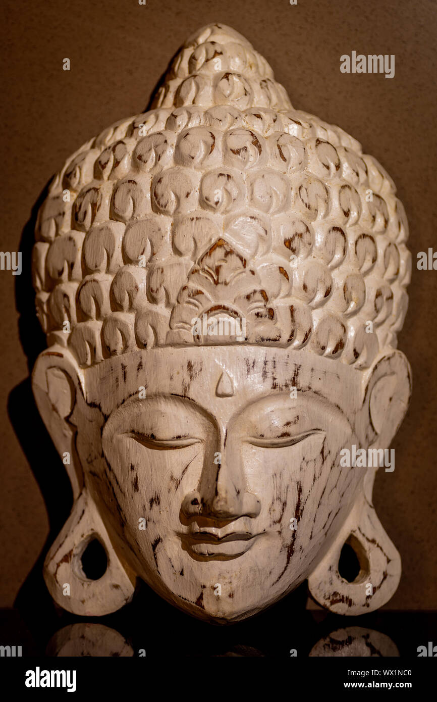 Buddha mask hi-res stock photography and images - Alamy