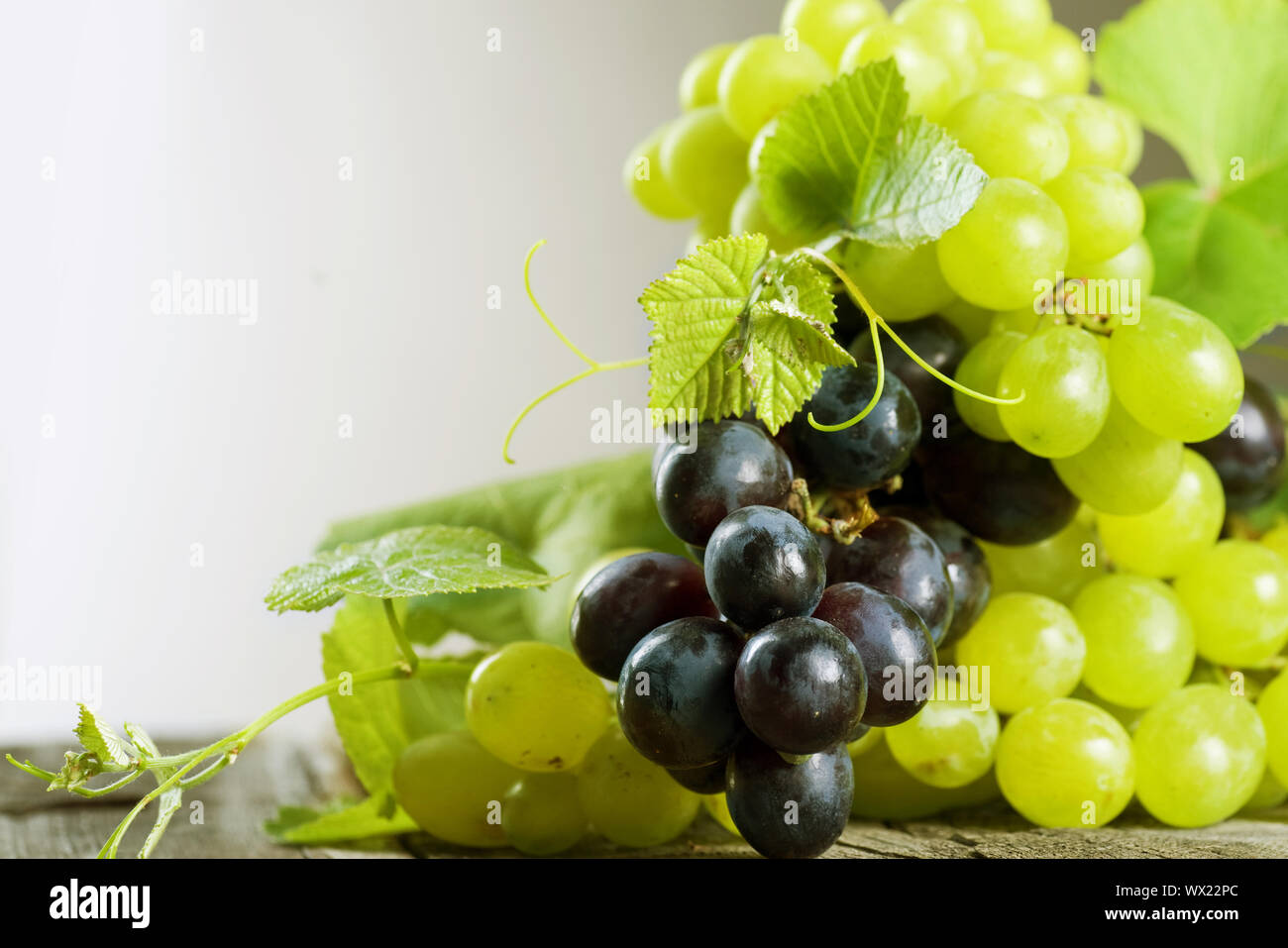 Bunch Of Grape Stock Photo - Alamy