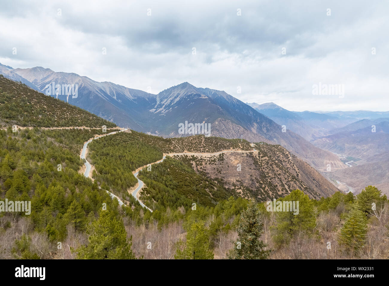 Aerial view plateau winding road hi-res stock photography and images - Alamy