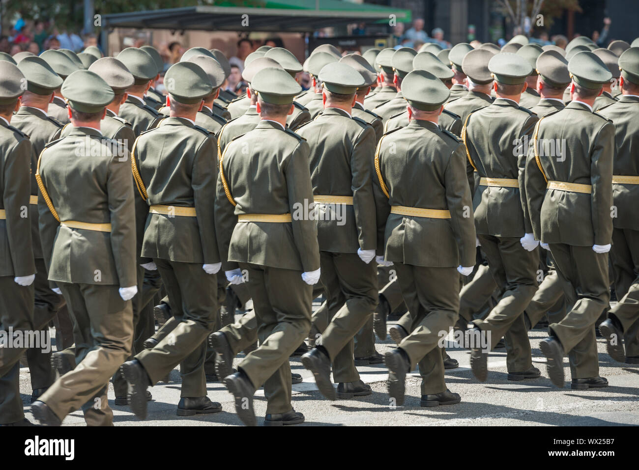 National guard soldiers parade hi-res stock photography and images - Alamy