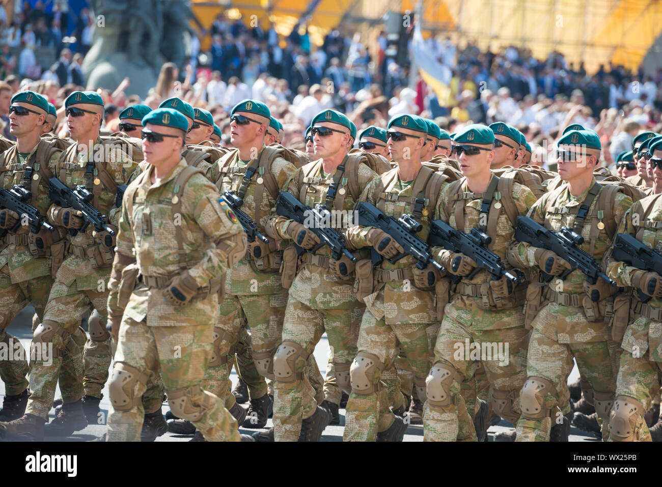 Military parade in Kiev, Ukraine Stock Photo - Alamy