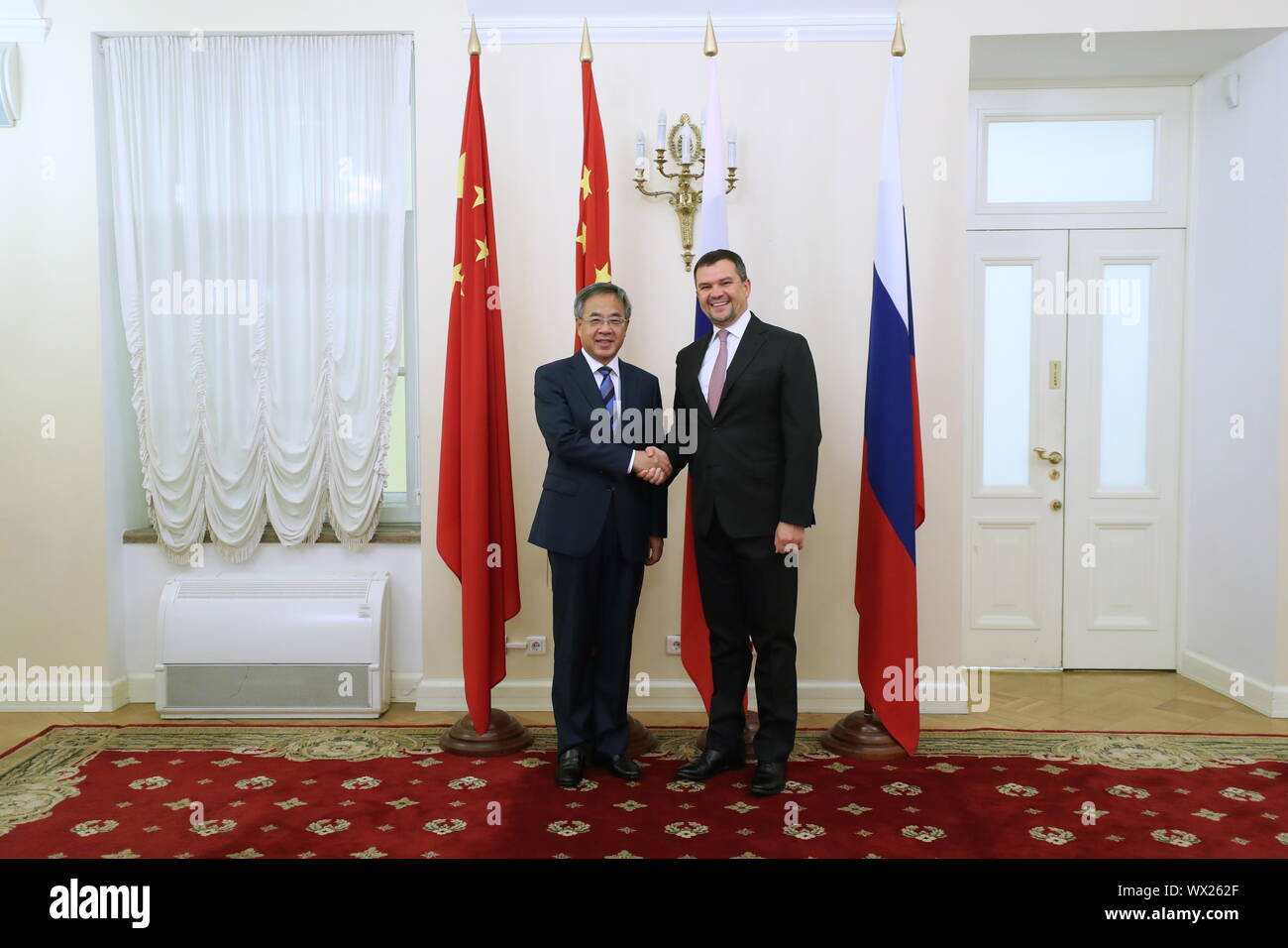 St maxim hi-res stock photography and images - Alamy