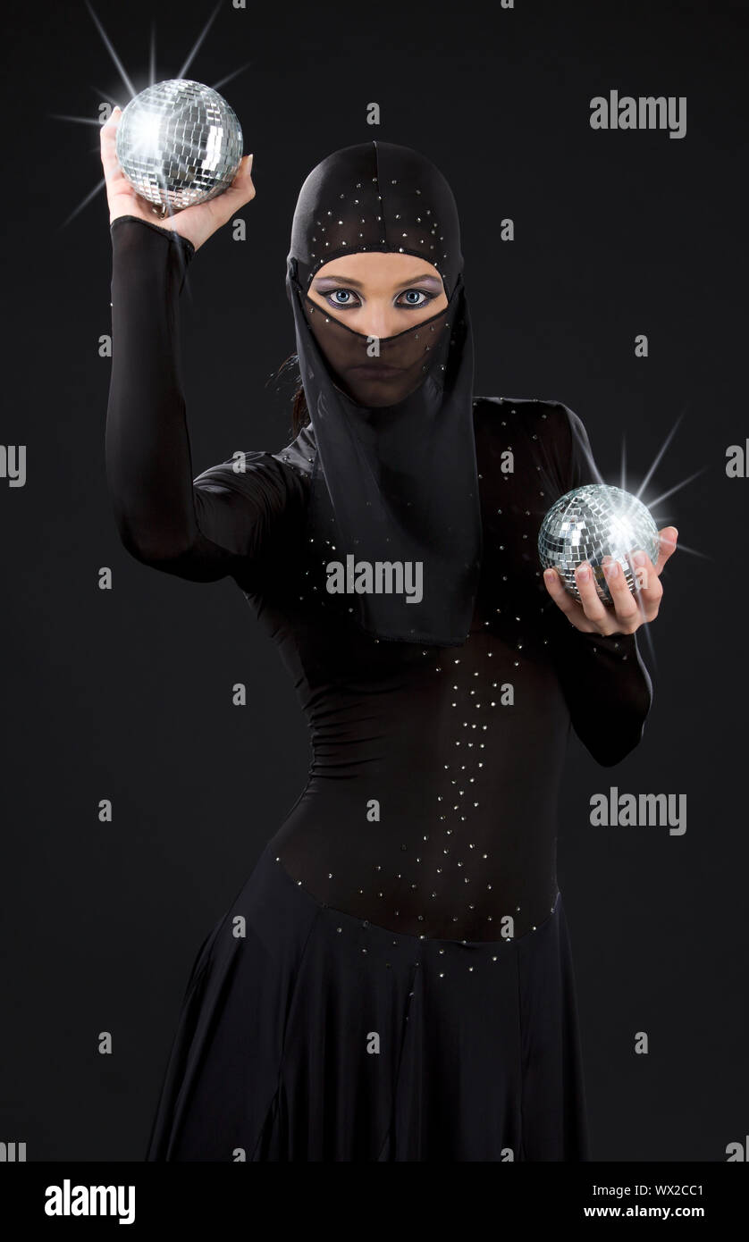 Ninja stealth hi-res stock photography and images - Alamy