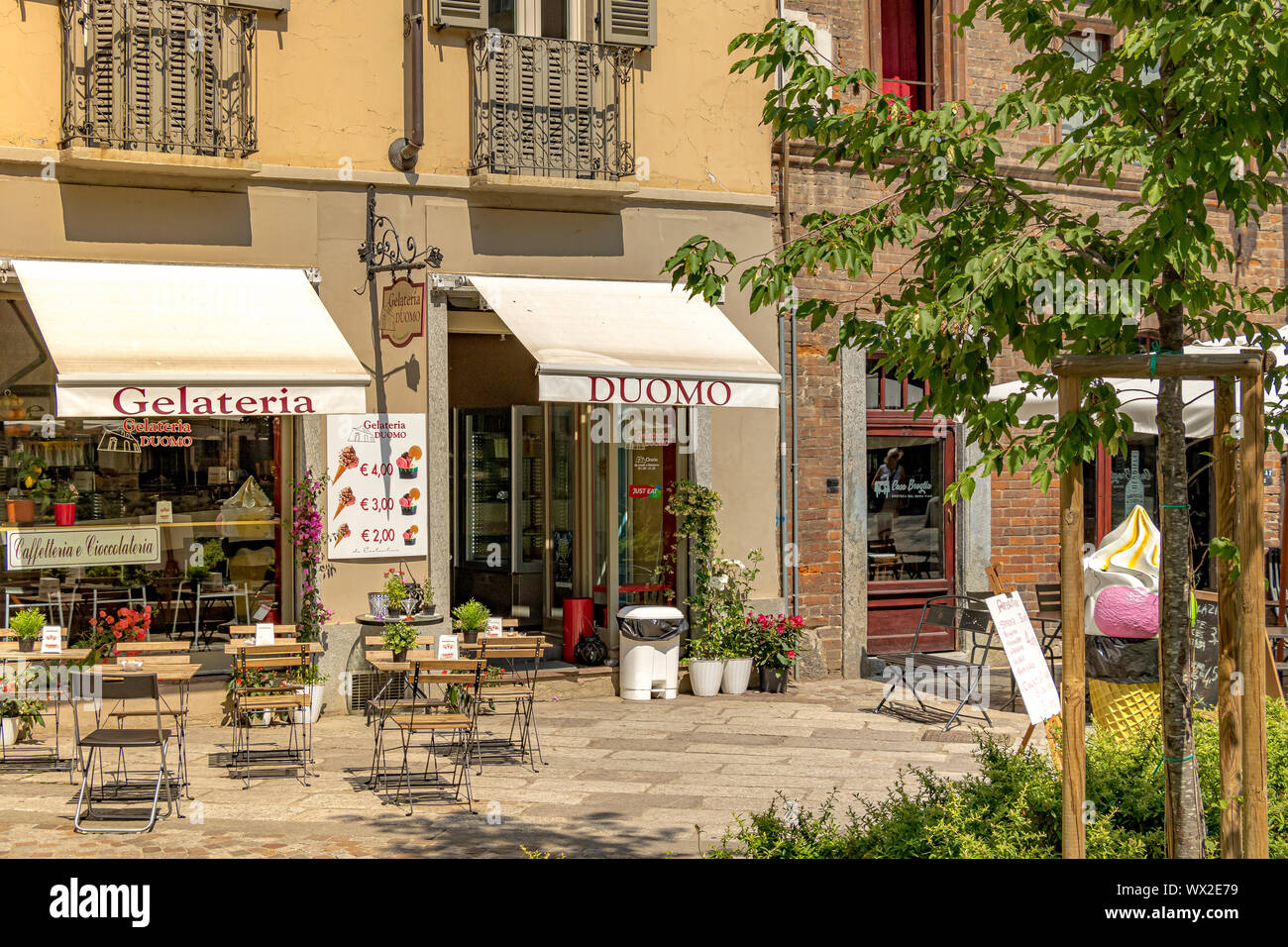 Gelato Shop Italy High Resolution Stock Photography and Images - Alamy