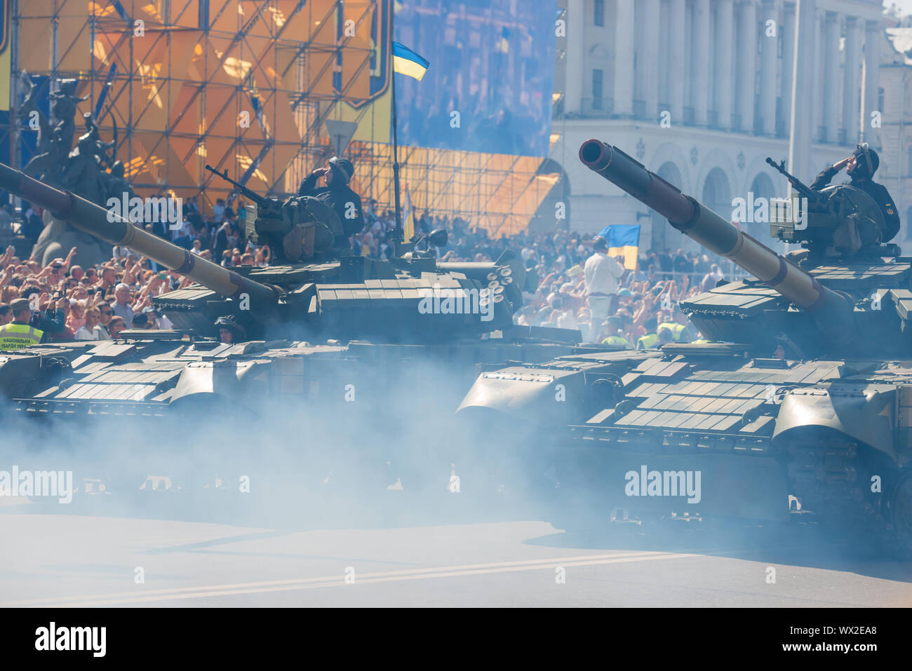 Ukrainian tanks hi-res stock photography and images - Alamy