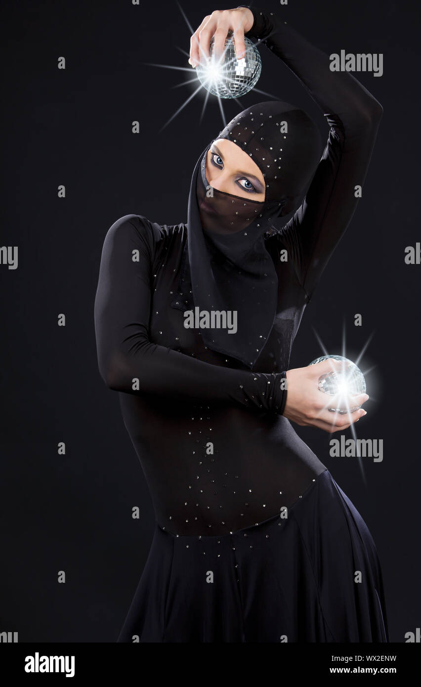 Ninja stealth hi-res stock photography and images - Alamy