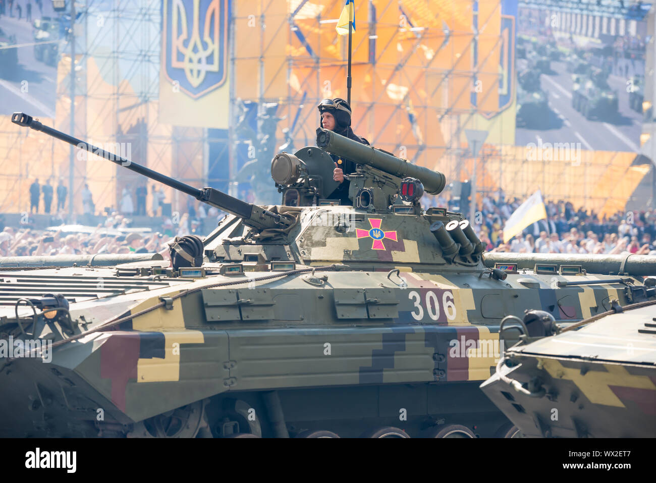Tanks on military parade in Kiev, Ukraine Stock Photo - Alamy