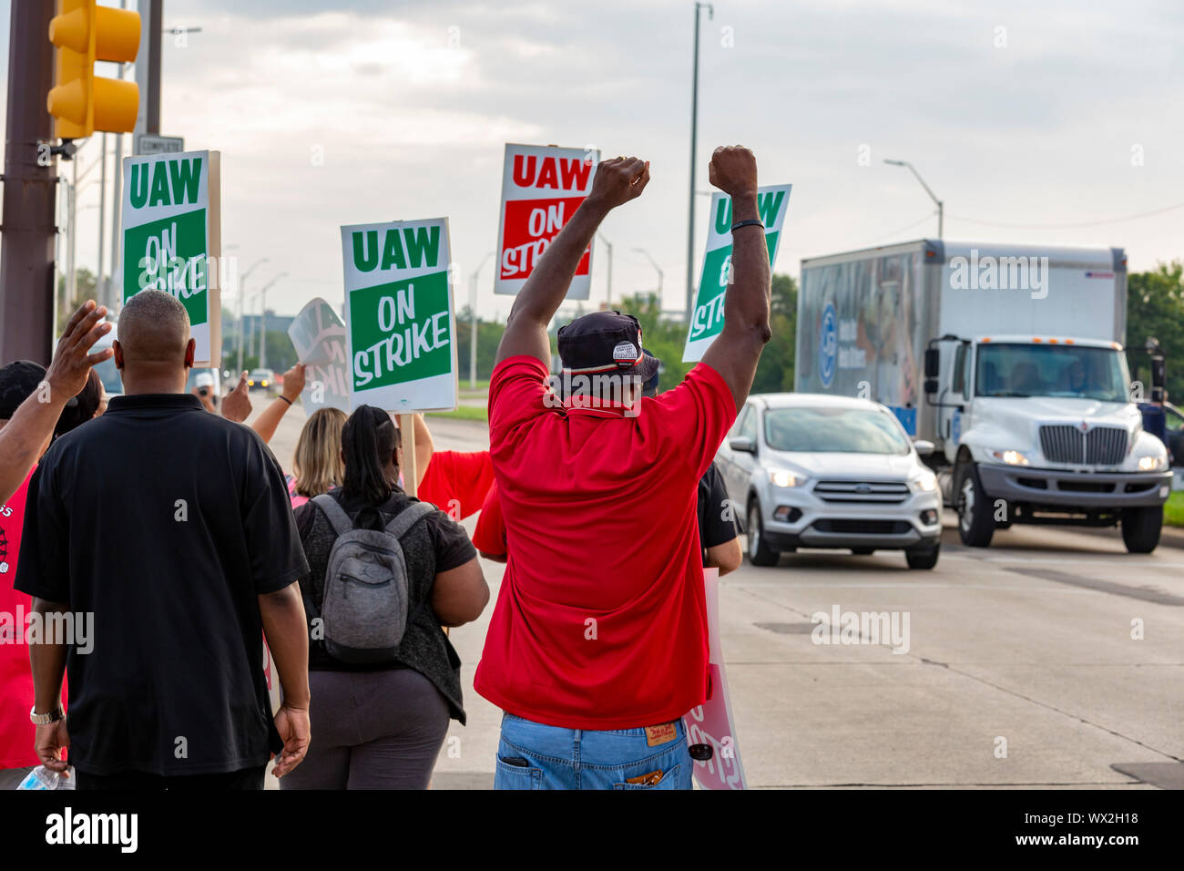 Detroit assembly line hi-res stock photography and images - Alamy
