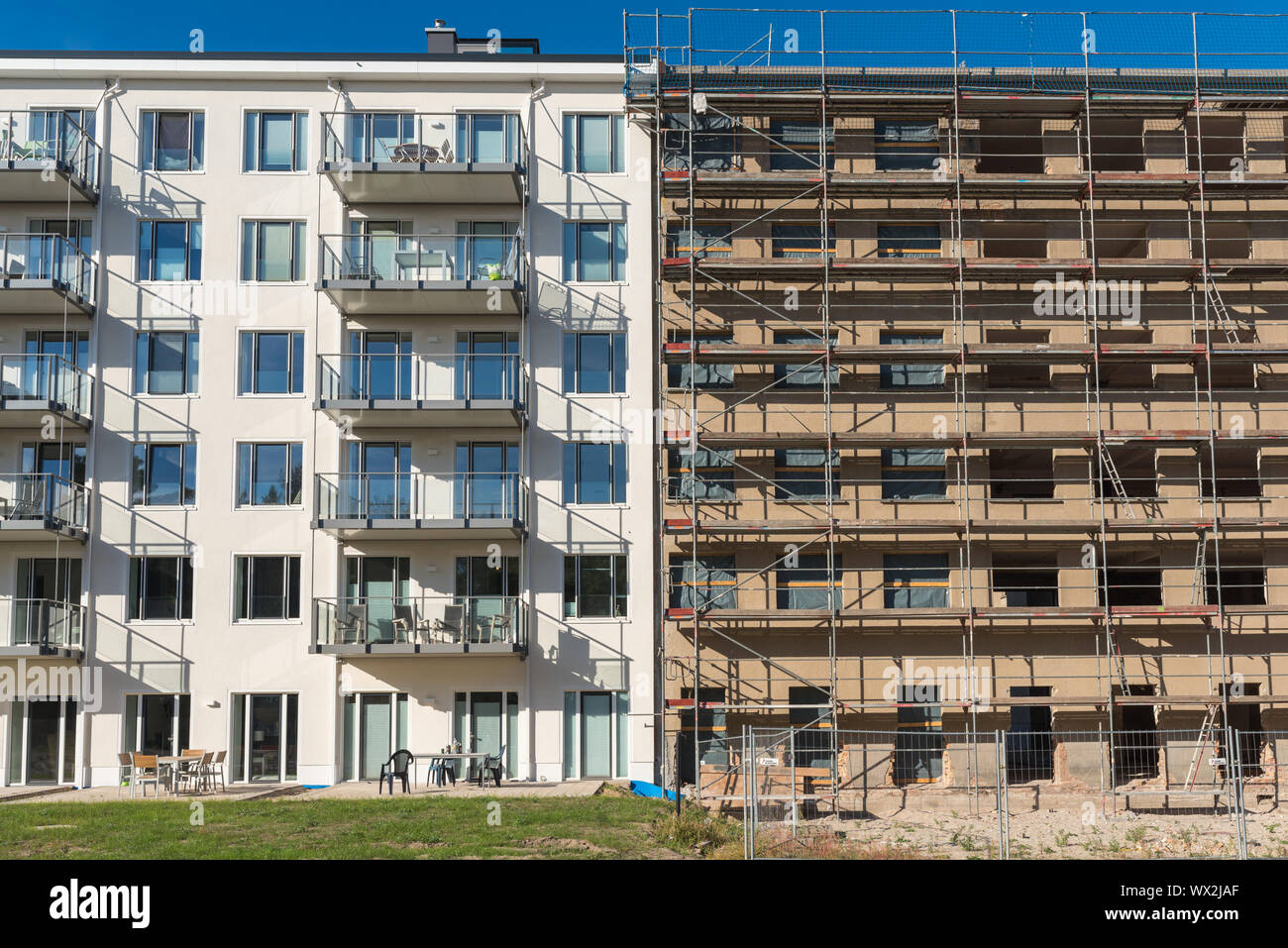 Building complex prora beach resort hi-res stock photography and images ...
