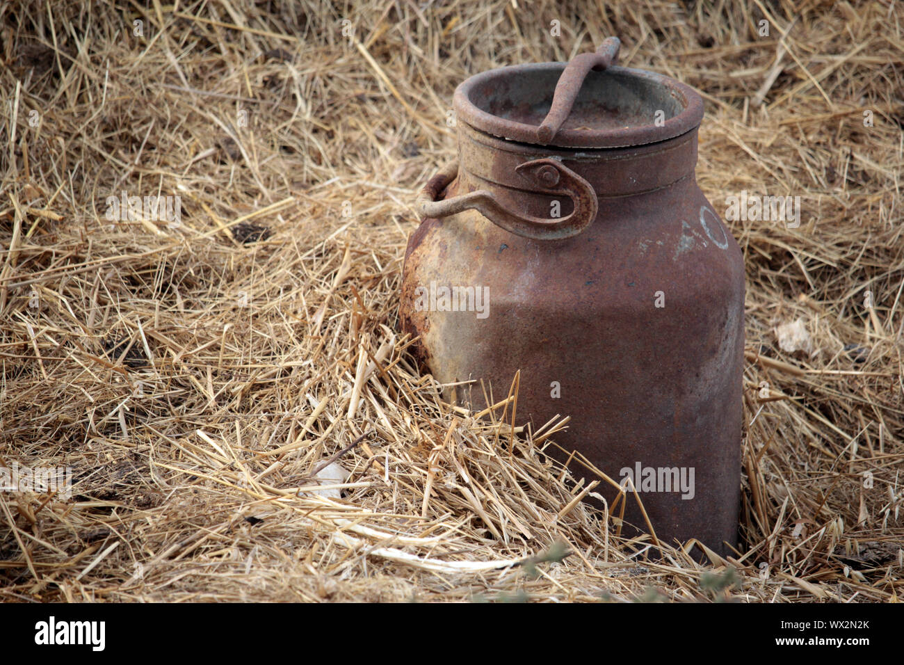 Milk churn hi-res stock photography and images - Alamy