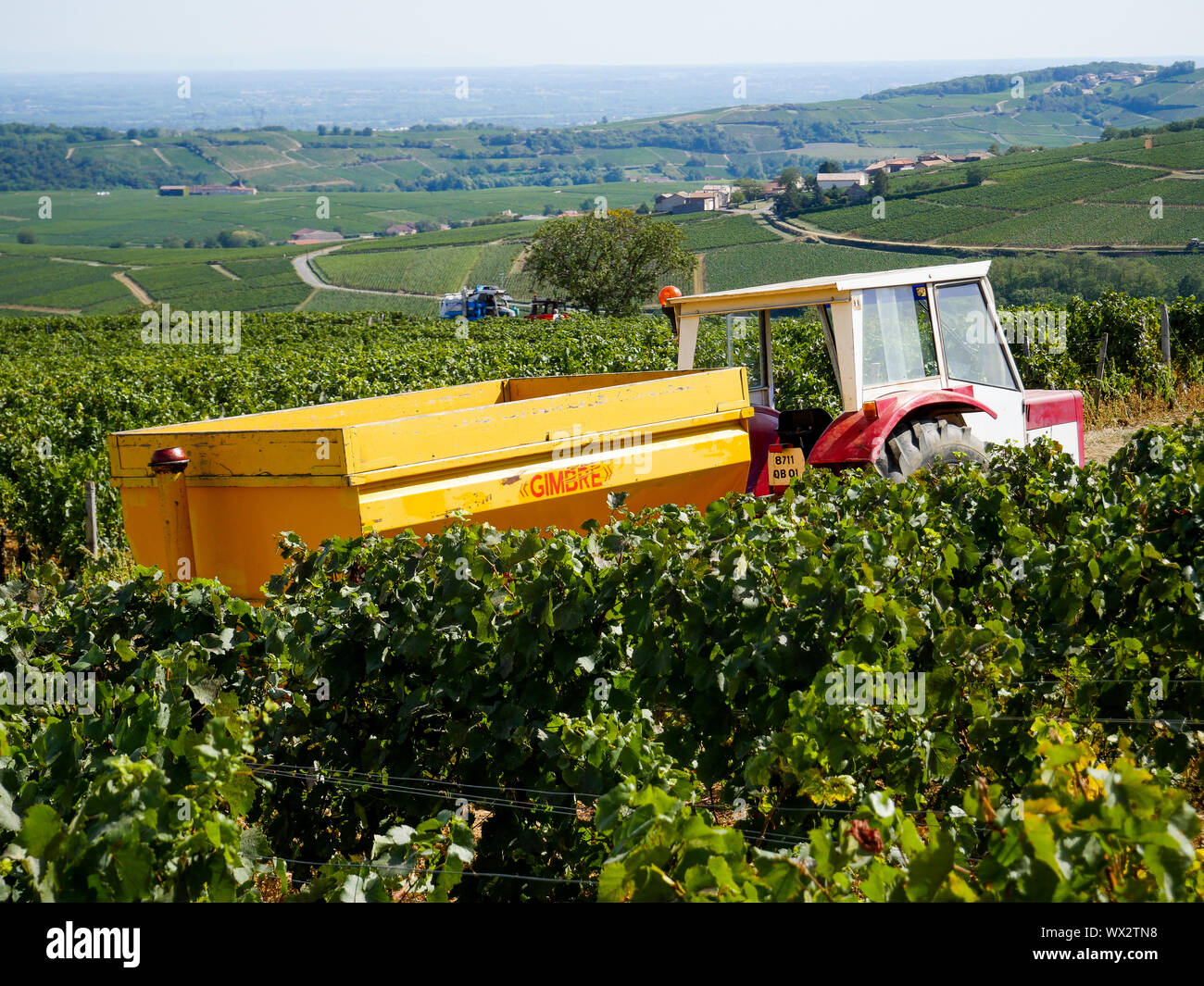 Machines agricoles de tracteur hi-res stock photography and images - Alamy