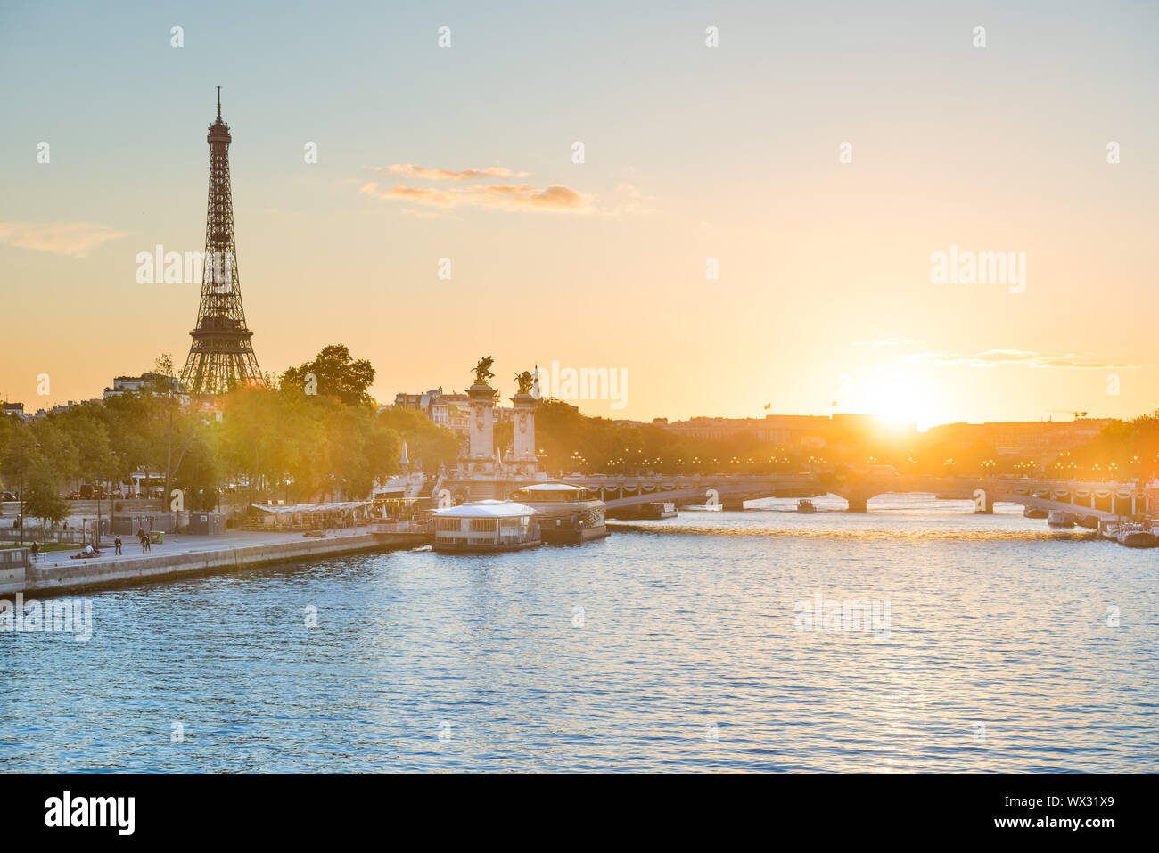 French architecture travel tourist tourism hi-res stock photography and ...