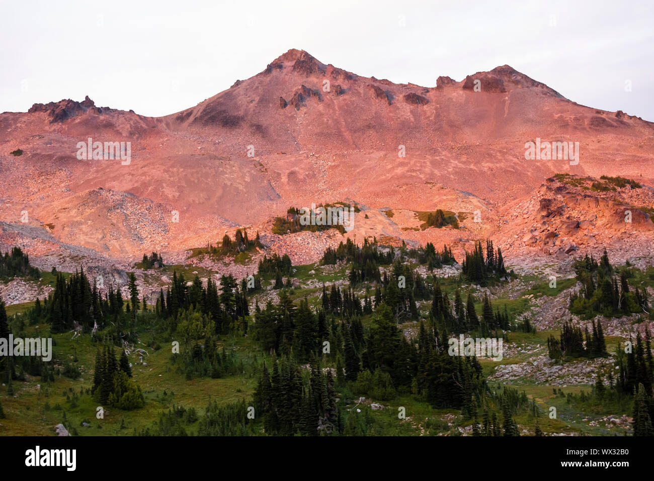 Last light of day on the Goat Rocks, along the Pacific Crest Trail in ...