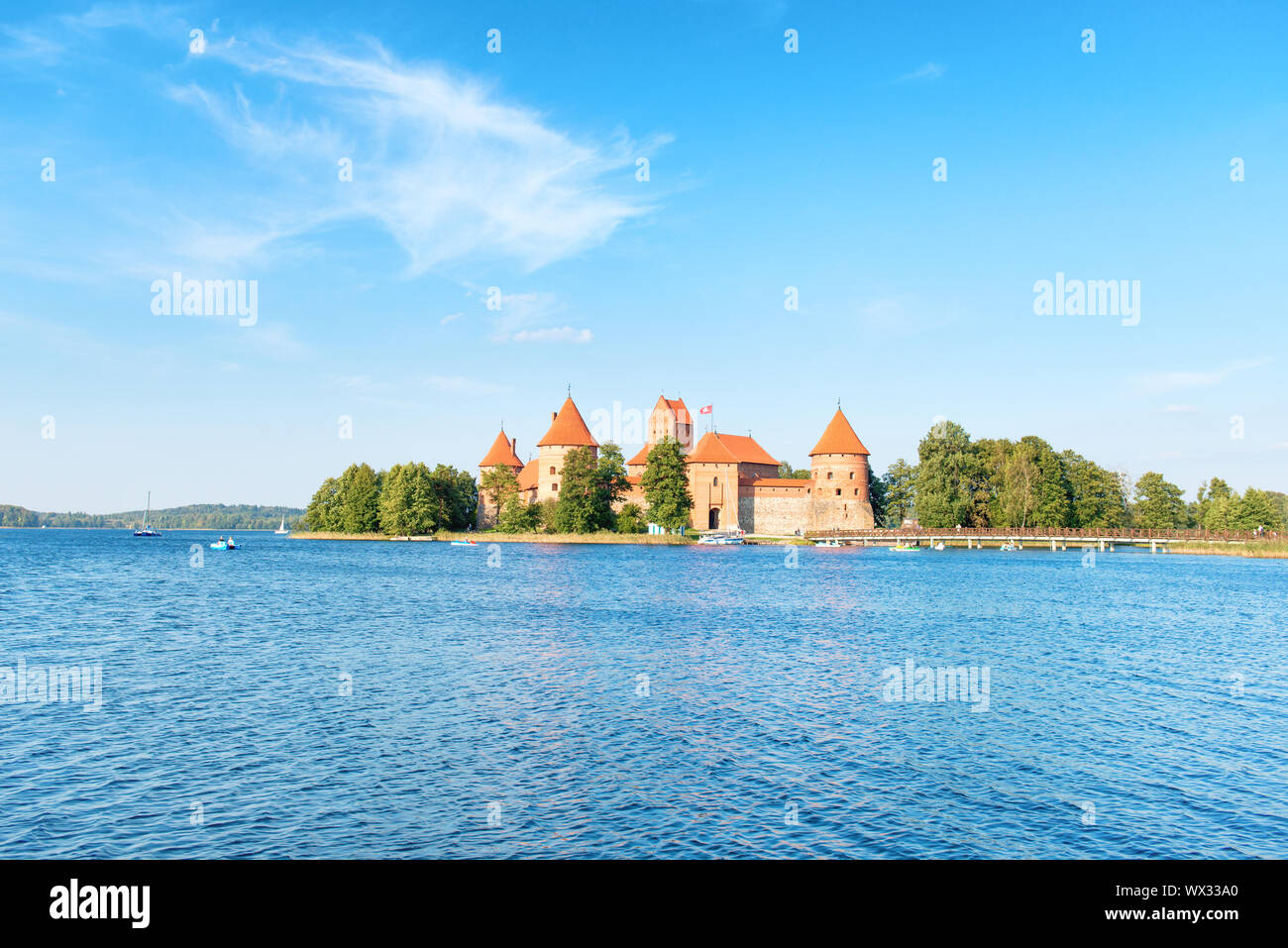 Trakai castle on island lake Stock Photo - Alamy