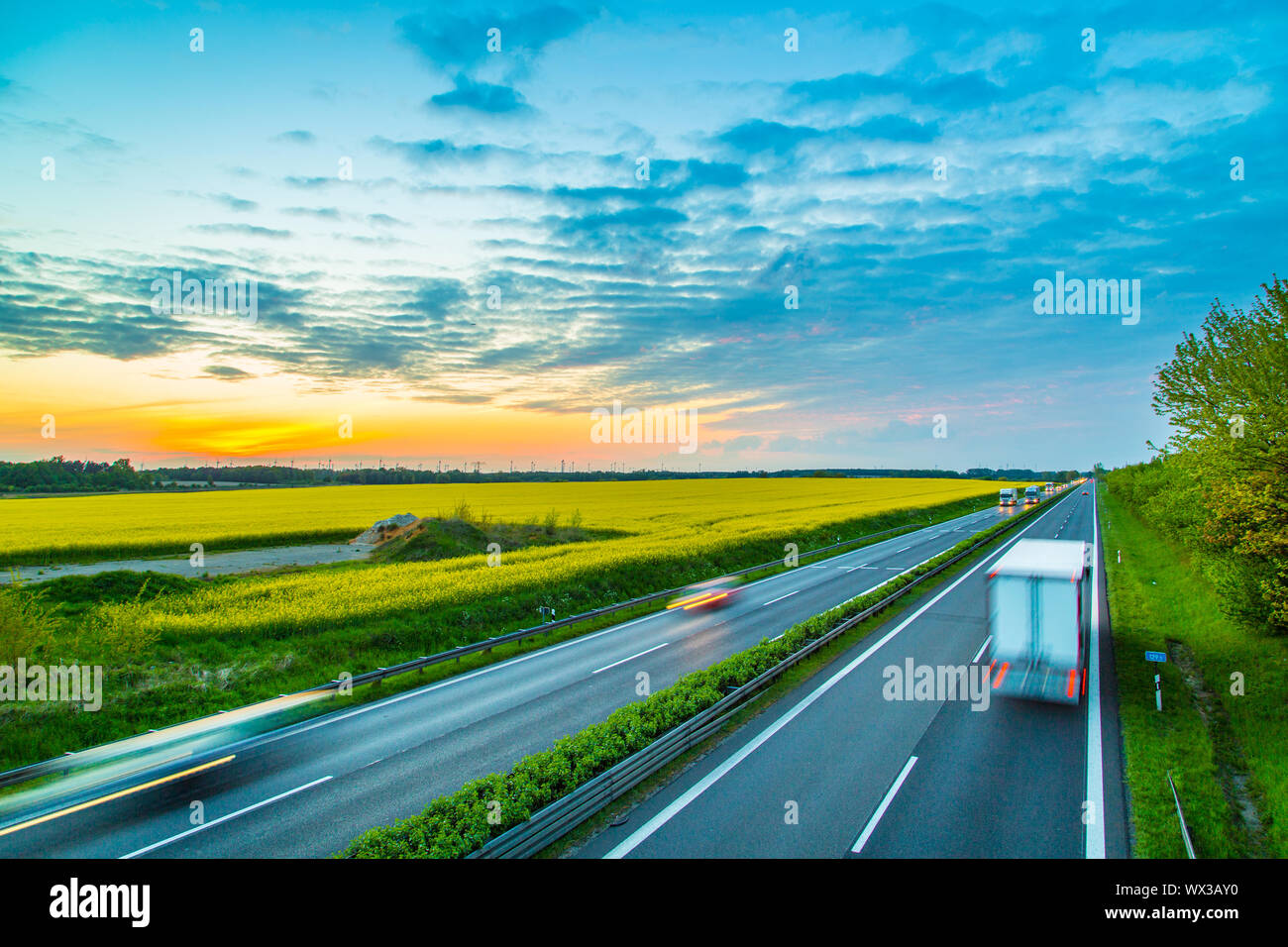 Multi truck hi-res stock photography and images - Alamy