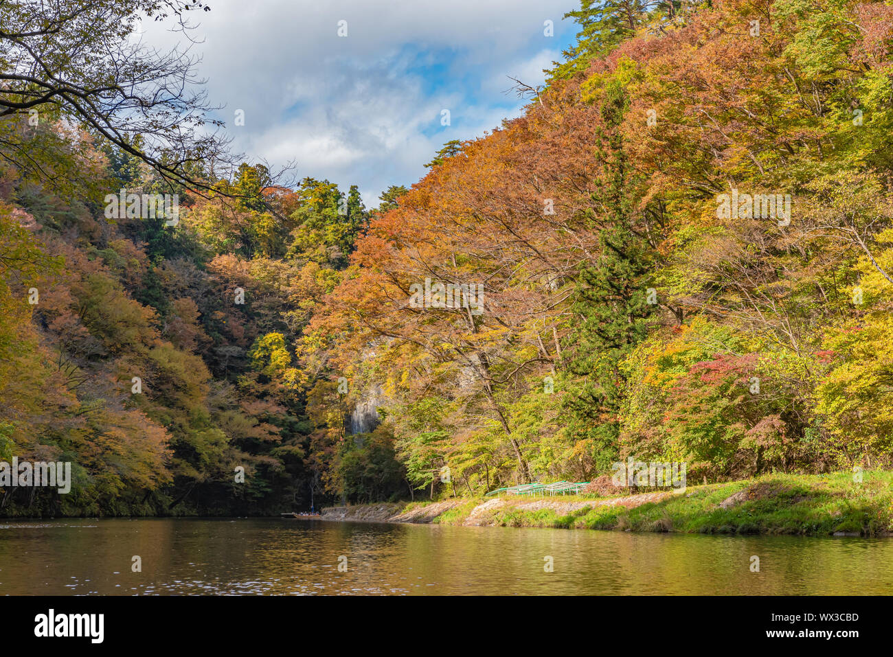 Geibi Gorge ( Geibikei ) Autumn foliage scenery view in sunny day ...