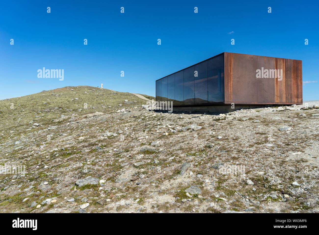 Observatory hut at the Massif of Snøhetta in Dovrefjell Stock Photo - Alamy