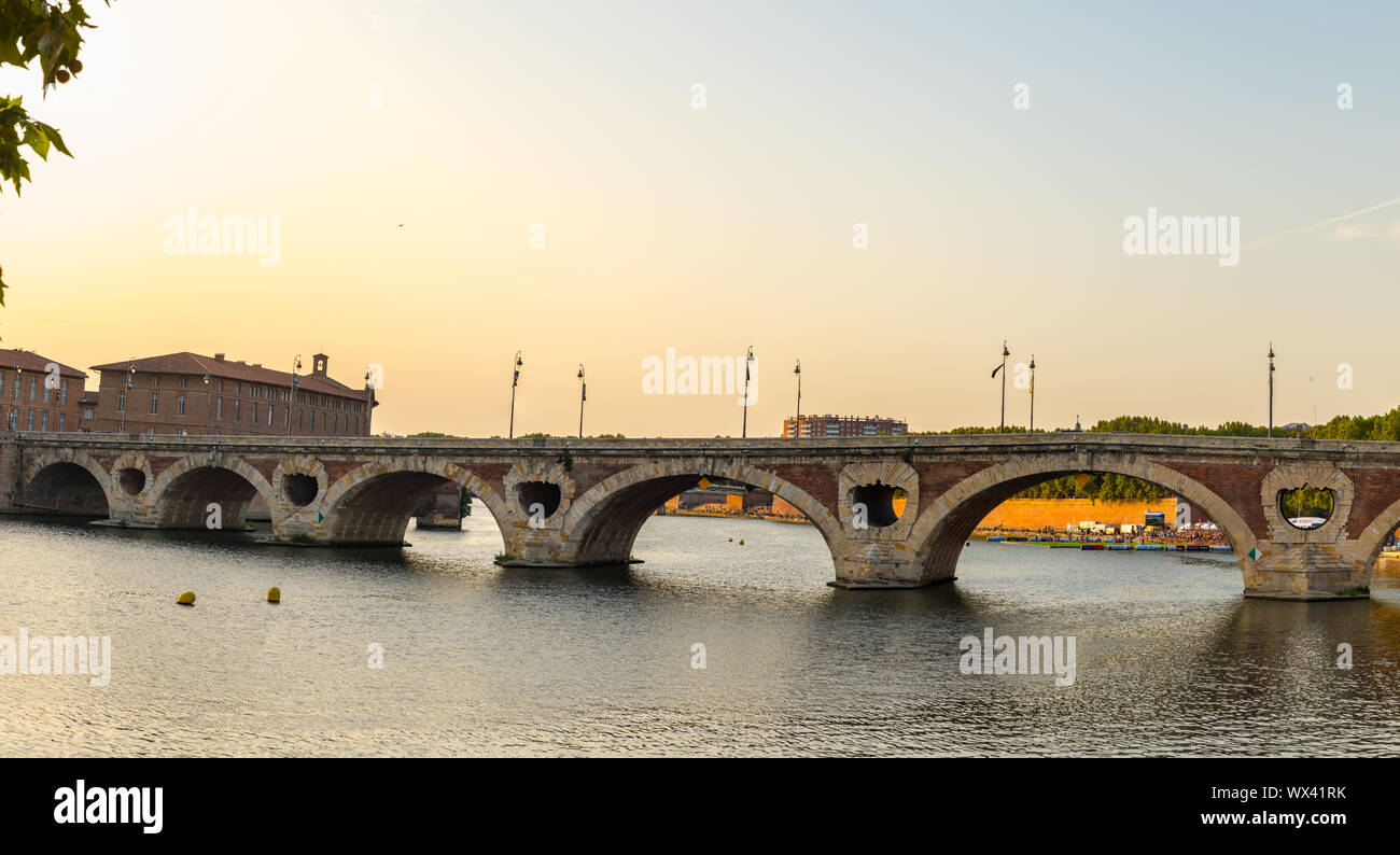 Sunset in the Garonne river and its bridges in Toulouse in Haute ...