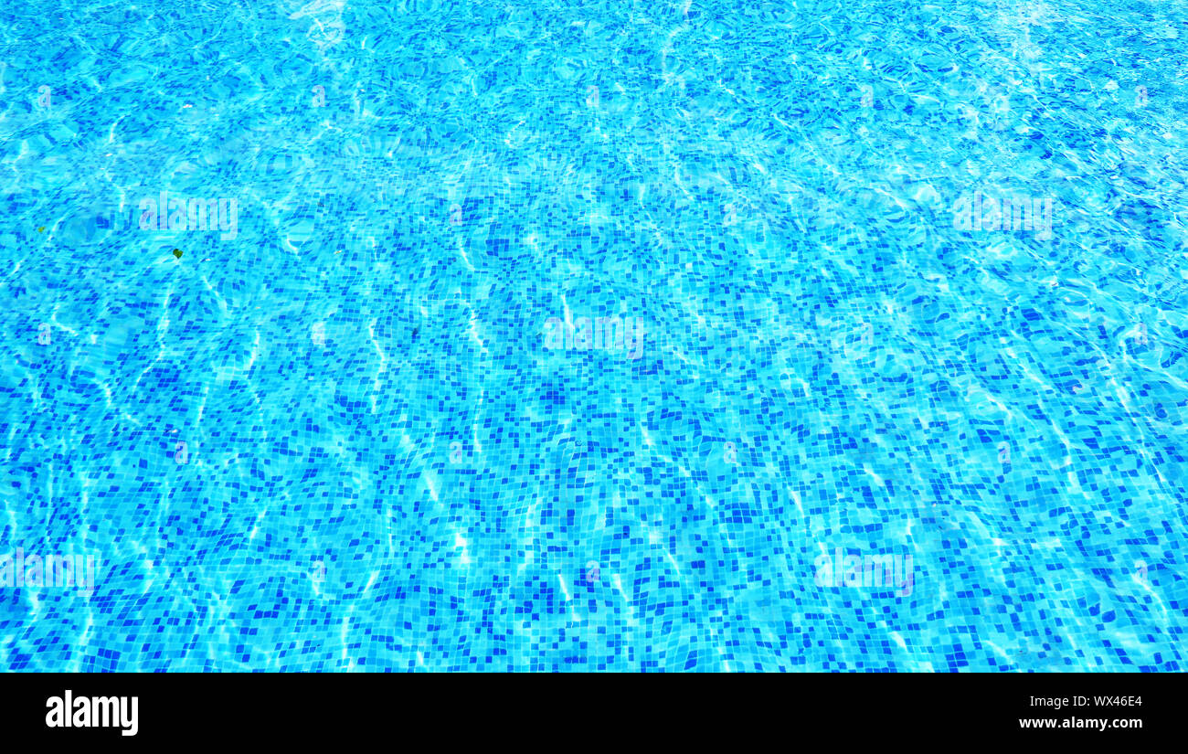 Image of summer pool hi-res stock photography and images - Alamy