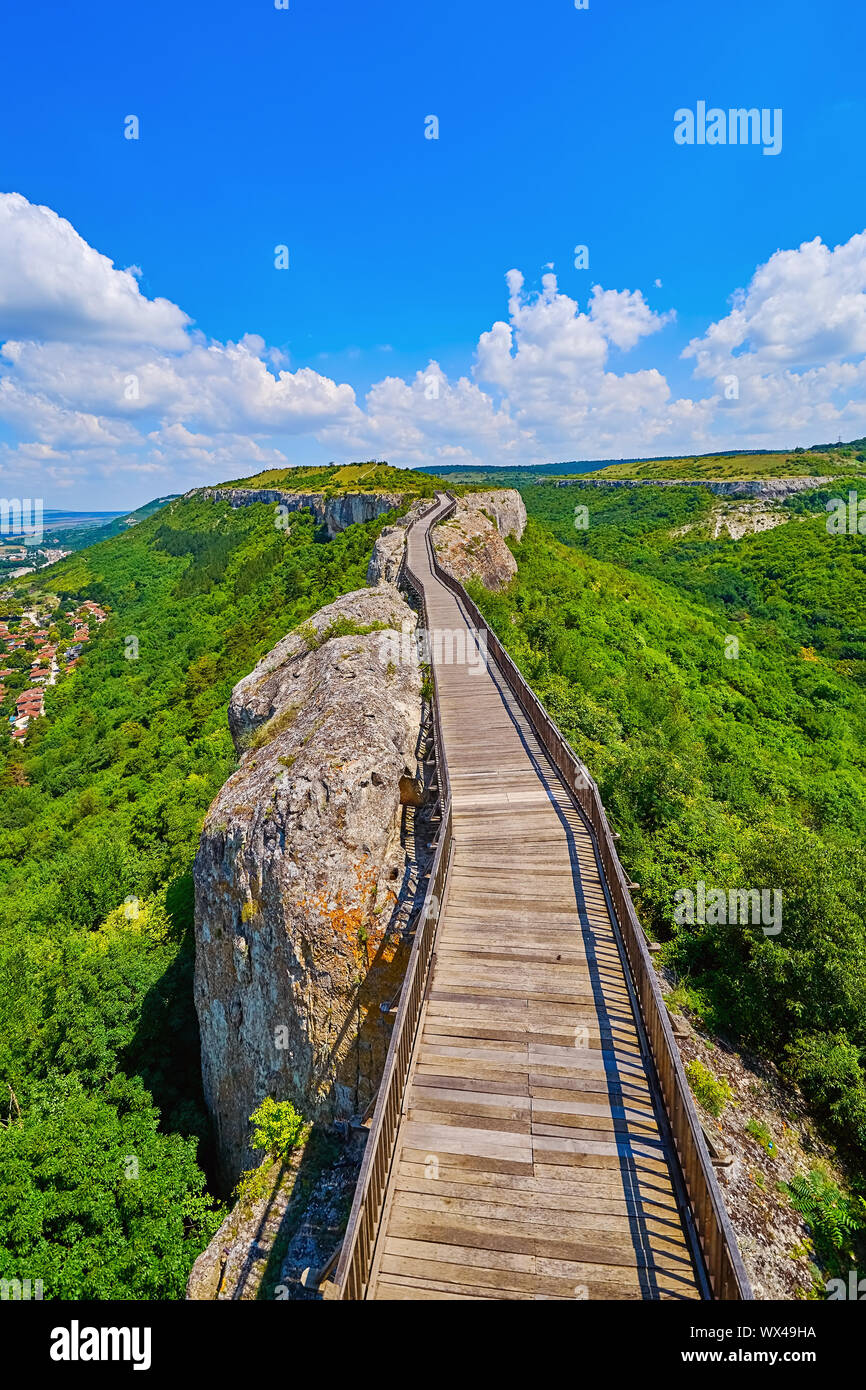 One person bridge hi-res stock photography and images - Alamy
