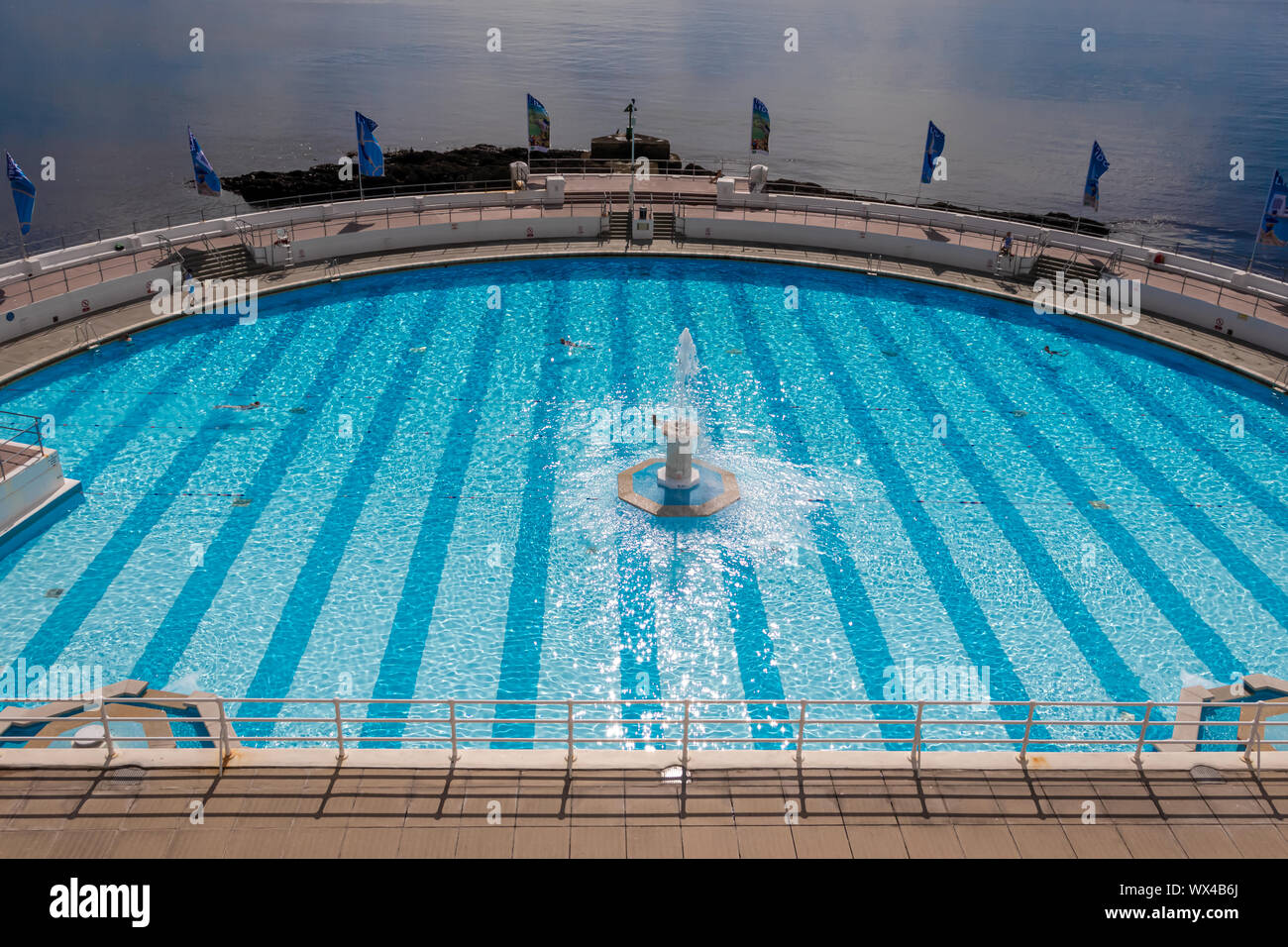Tinside Lido Plymouth Hoe ,Iconic Waterfront swimming Pool and ...