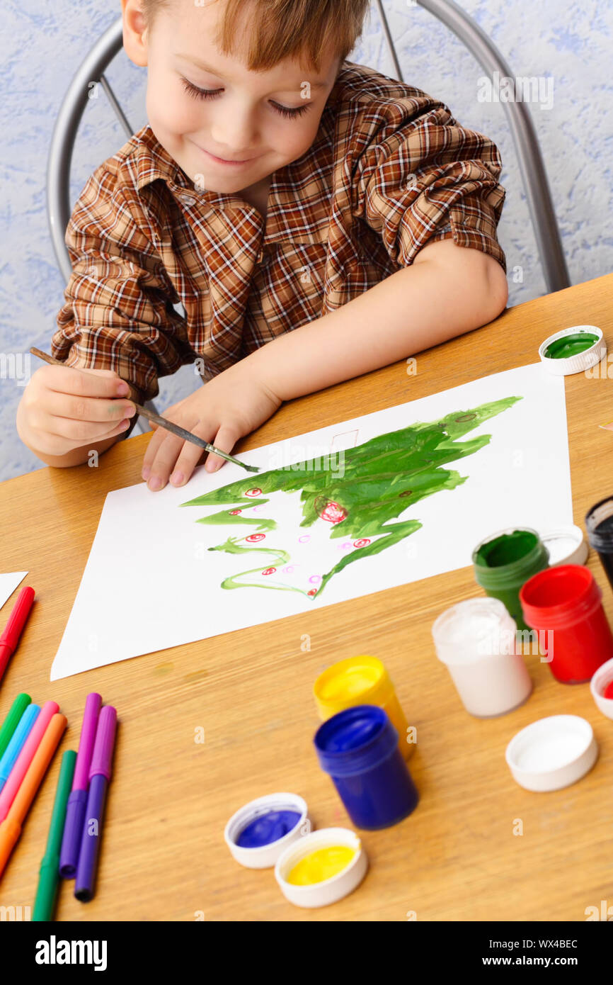 Children drawing image hi-res stock photography and images - Alamy
