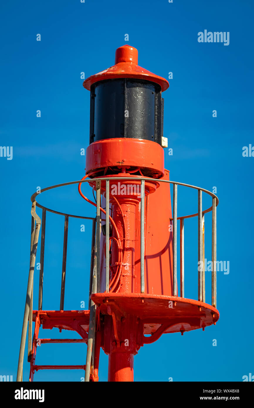 Red Navigation Light at the end of Banjo Pier at the Entrance to Looe ...