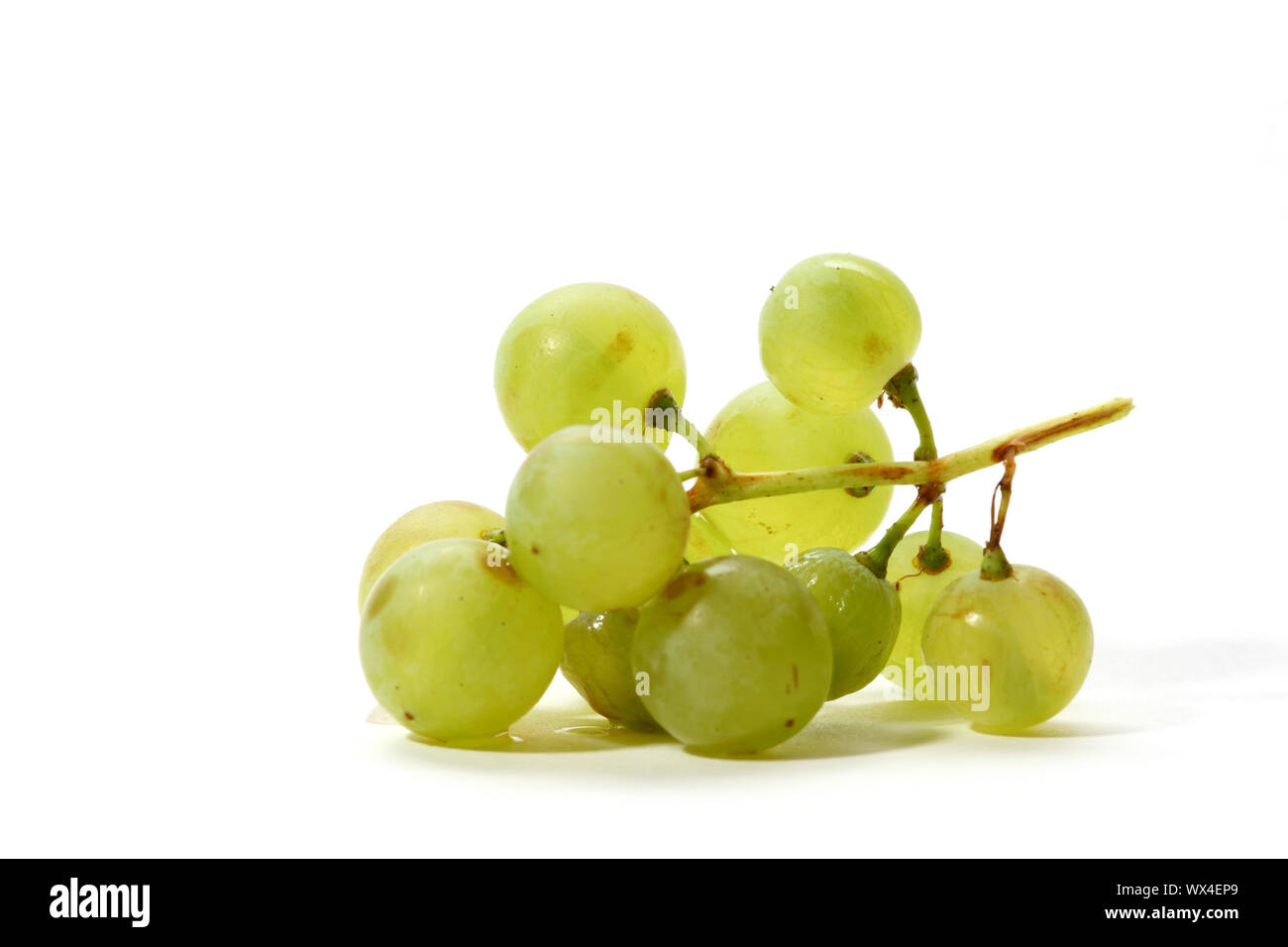 green grape isolated on white background Stock Photo - Alamy