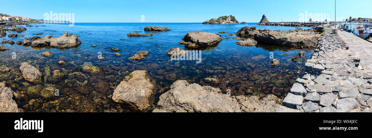 Aci sicily beach hi-res stock photography and images - Alamy