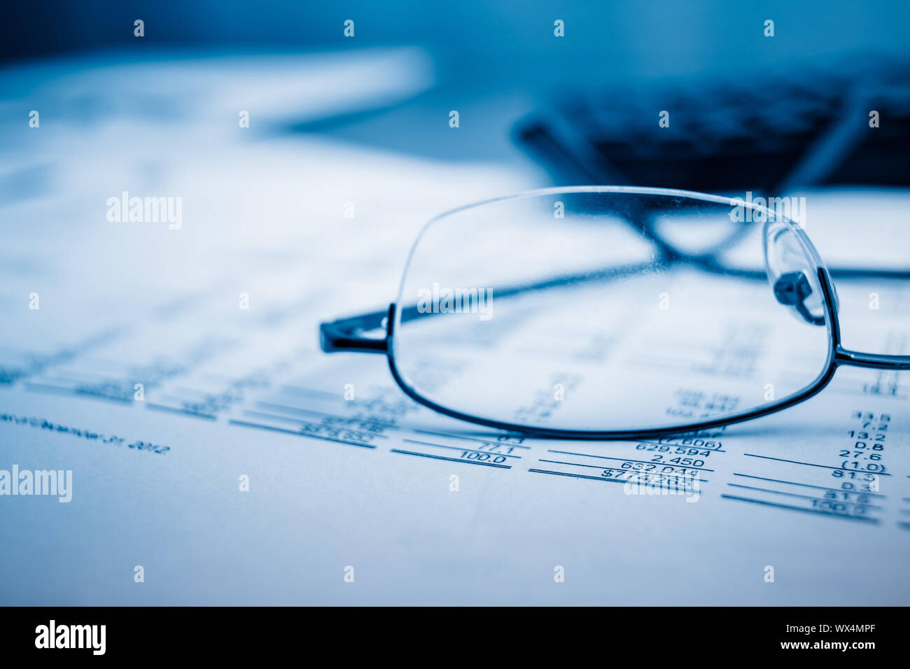 Success representation hi-res stock photography and images - Alamy