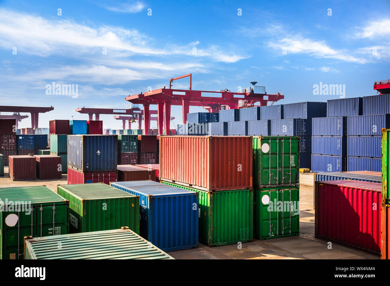Trucking shipping containers hi-res stock photography and images - Alamy Trucking shipping containers hi-res stock photography and images - Alamy