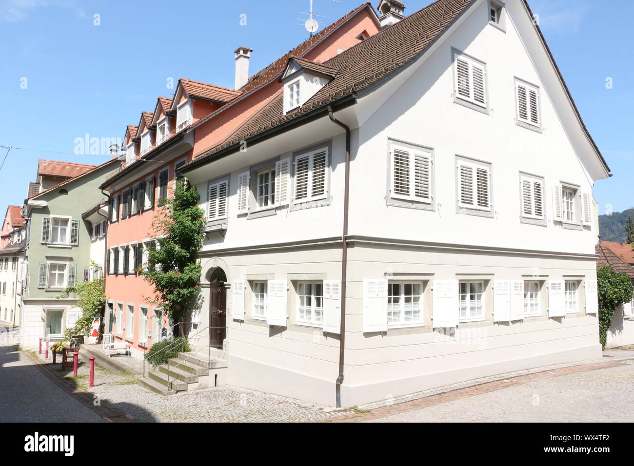 Historische Gebäude in der Altstadt von Bregenz am Bodensee Stock Photo ...