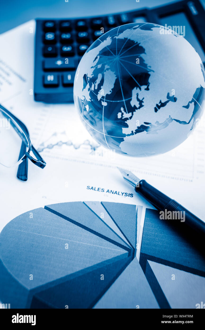 Business concept glasses plan hi-res stock photography and images - Alamy