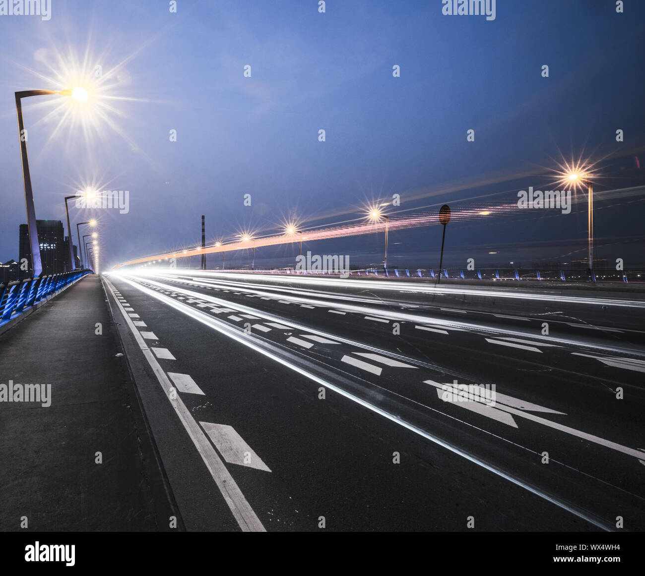 Clean night sky hi-res stock photography and images - Alamy