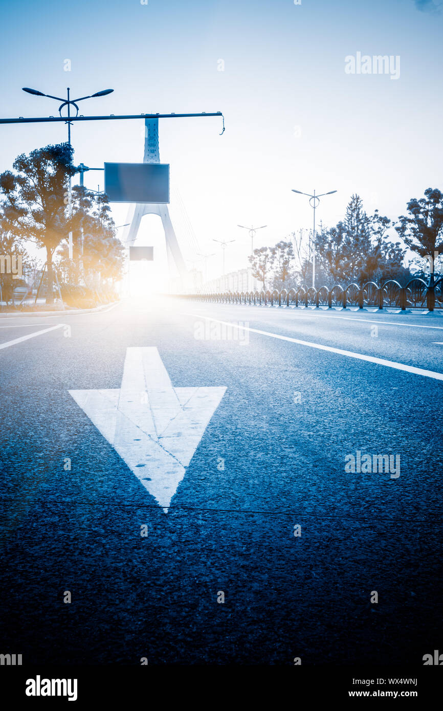 Motorway symbol sign hi-res stock photography and images - Alamy