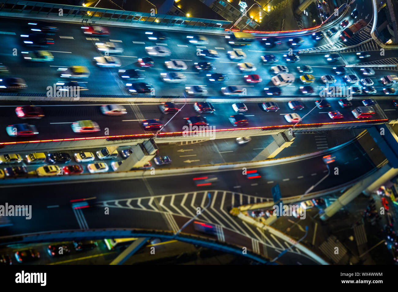 traffic at night Stock Photo - Alamy