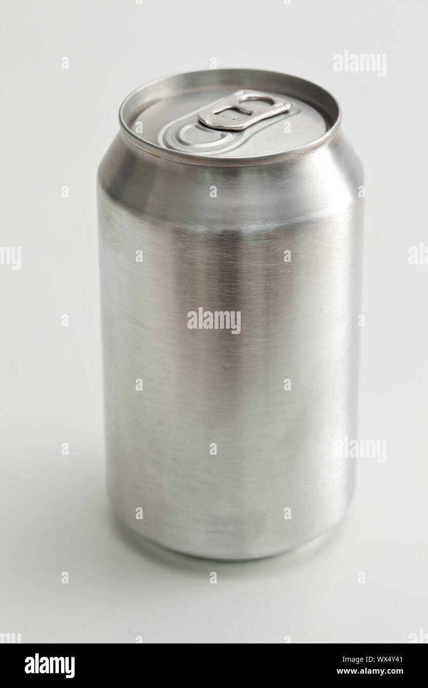 Aluminium closed can against a white background Stock Photo - Alamy