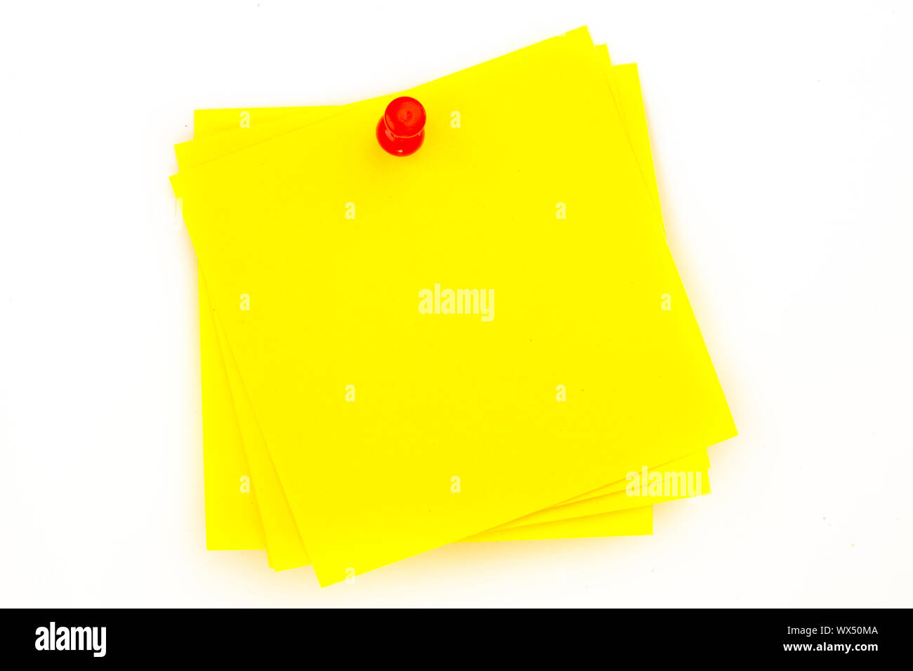 Sticky note with red pushpin against a white background Stock Photo - Alamy
