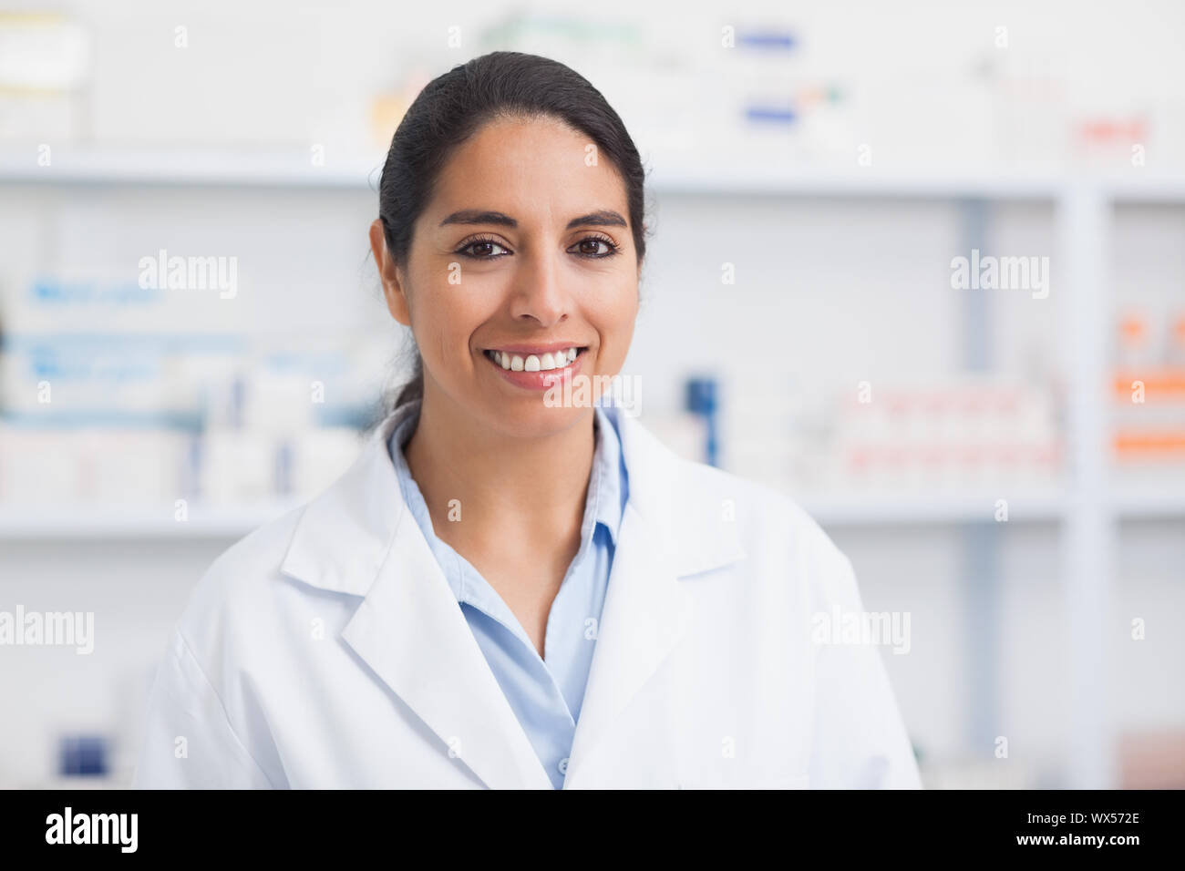 Hispanic female pharmacist in pharmacy hi-res stock photography and ...