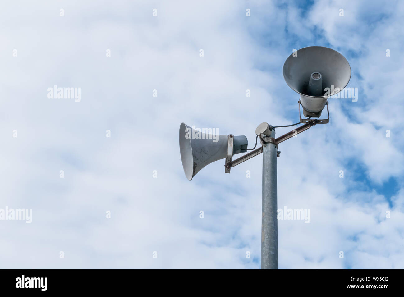 Old loud speakers Stock Photo - Alamy
