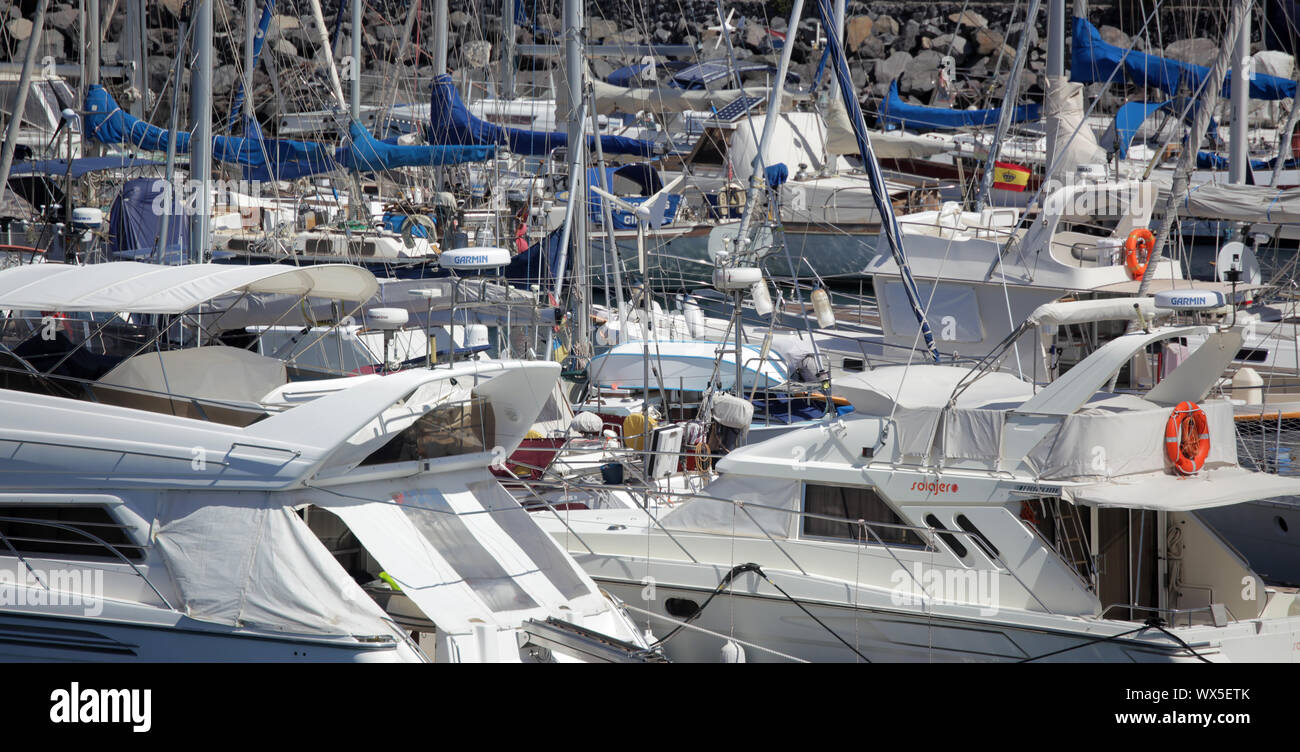 Yachts in San Sebastian marina Stock Photo - Alamy