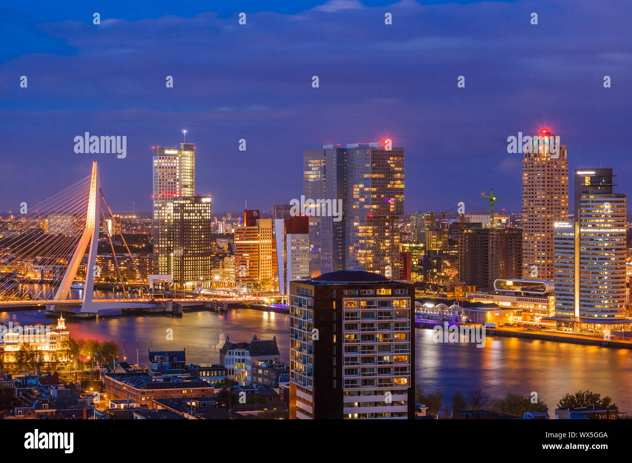Rotterdam city lights hi-res stock photography and images - Alamy