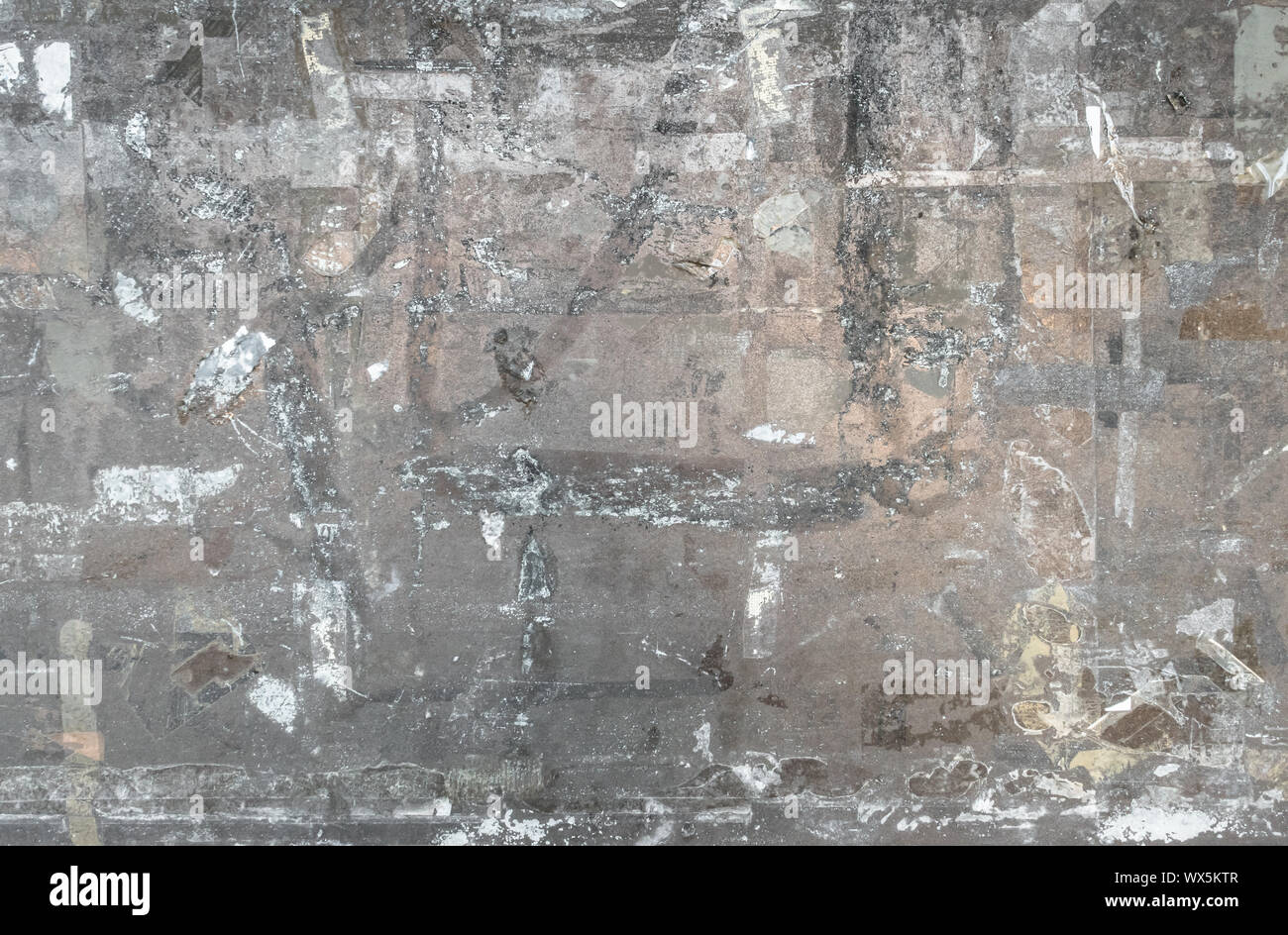 Empty billboard torn posters hi-res stock photography and images - Alamy