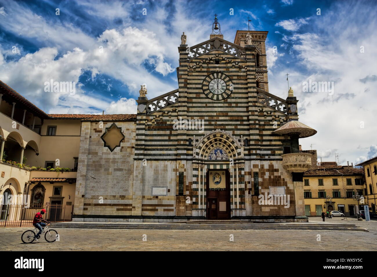 Duomo di prato hi-res stock photography and images - Alamy