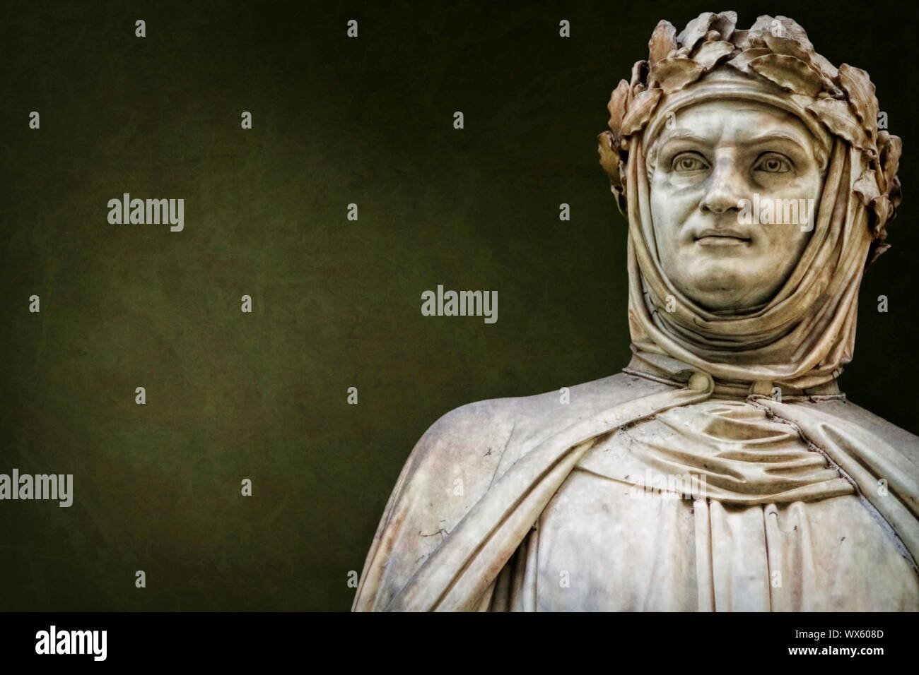 Giovanni boccaccio statue hi-res stock photography and images - Alamy
