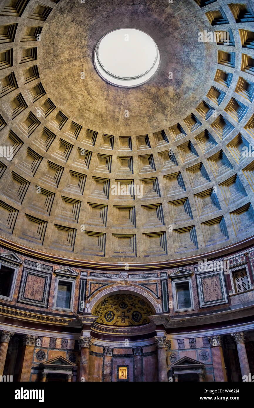 Pantheon roma hi-res stock photography and images - Alamy