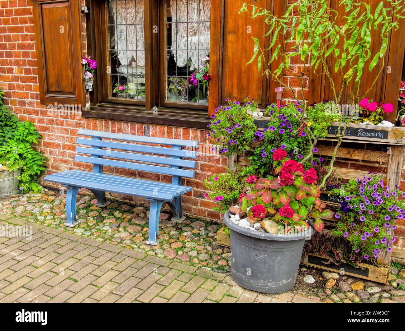 Dutch quarter hi-res stock photography and images - Alamy