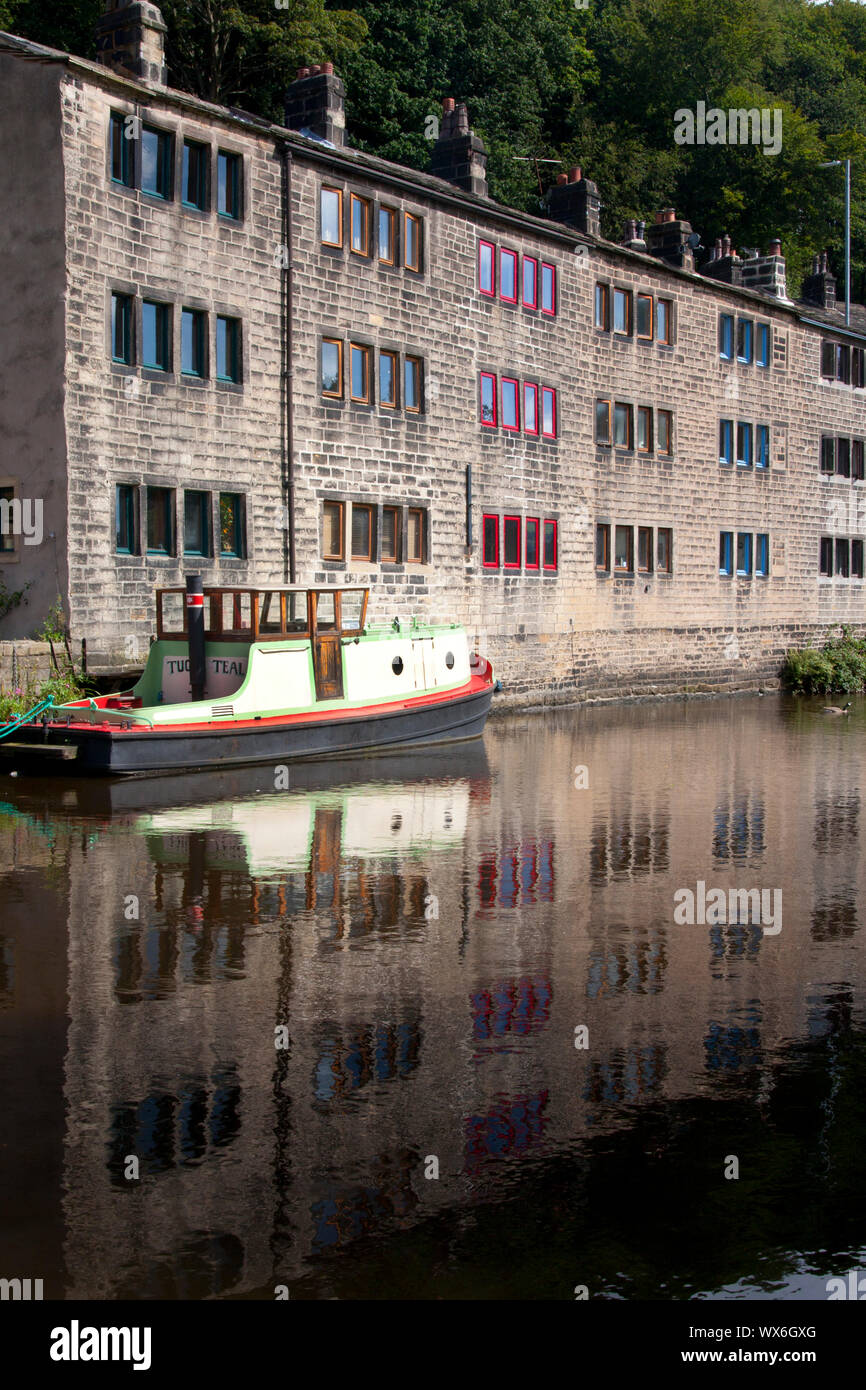 Mills and canals hi-res stock photography and images - Alamy