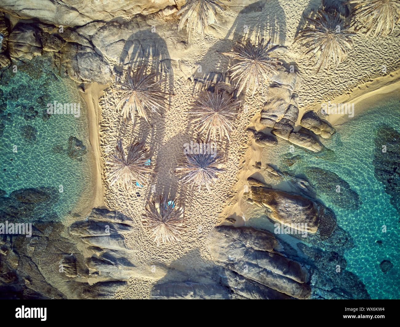 Aerial top view coastline sand hi-res stock photography and images - Alamy